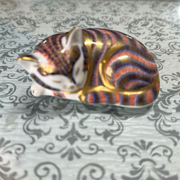 Royal Crown Derby | Accents | Vintage Royal Crown Derby Imari Sleeping ...